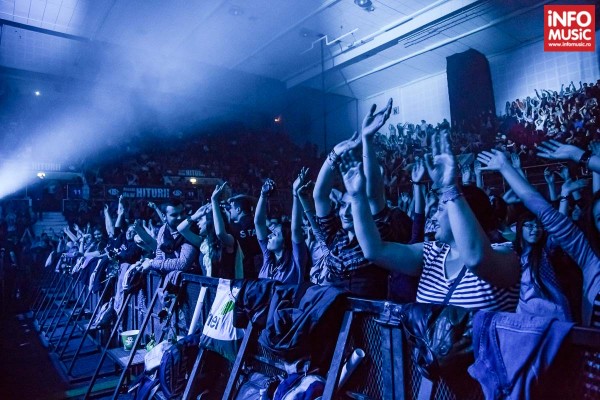 Poze concert VOLTAJ - Meci de Box la Sala Polivalentă