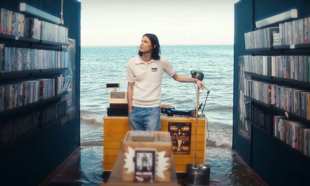 Videoclip: Alesso & Marshmello - Chasing Stars ft. James Bay