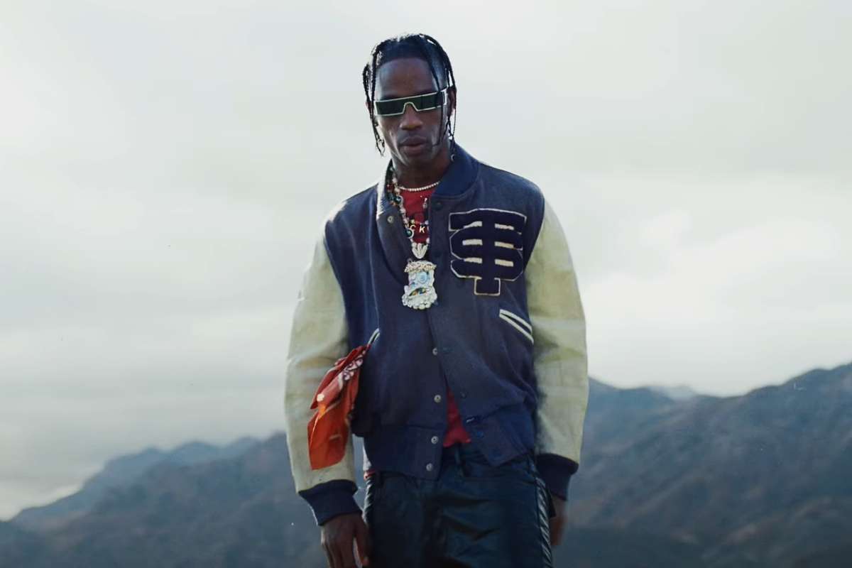 Travis Scott ar fi trebuit să oprească concertul de la Astroworld mai ...