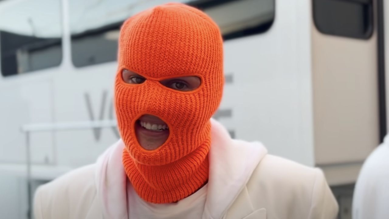 Videoclip: Justin Bieber - Honest (feat Don Toliver)