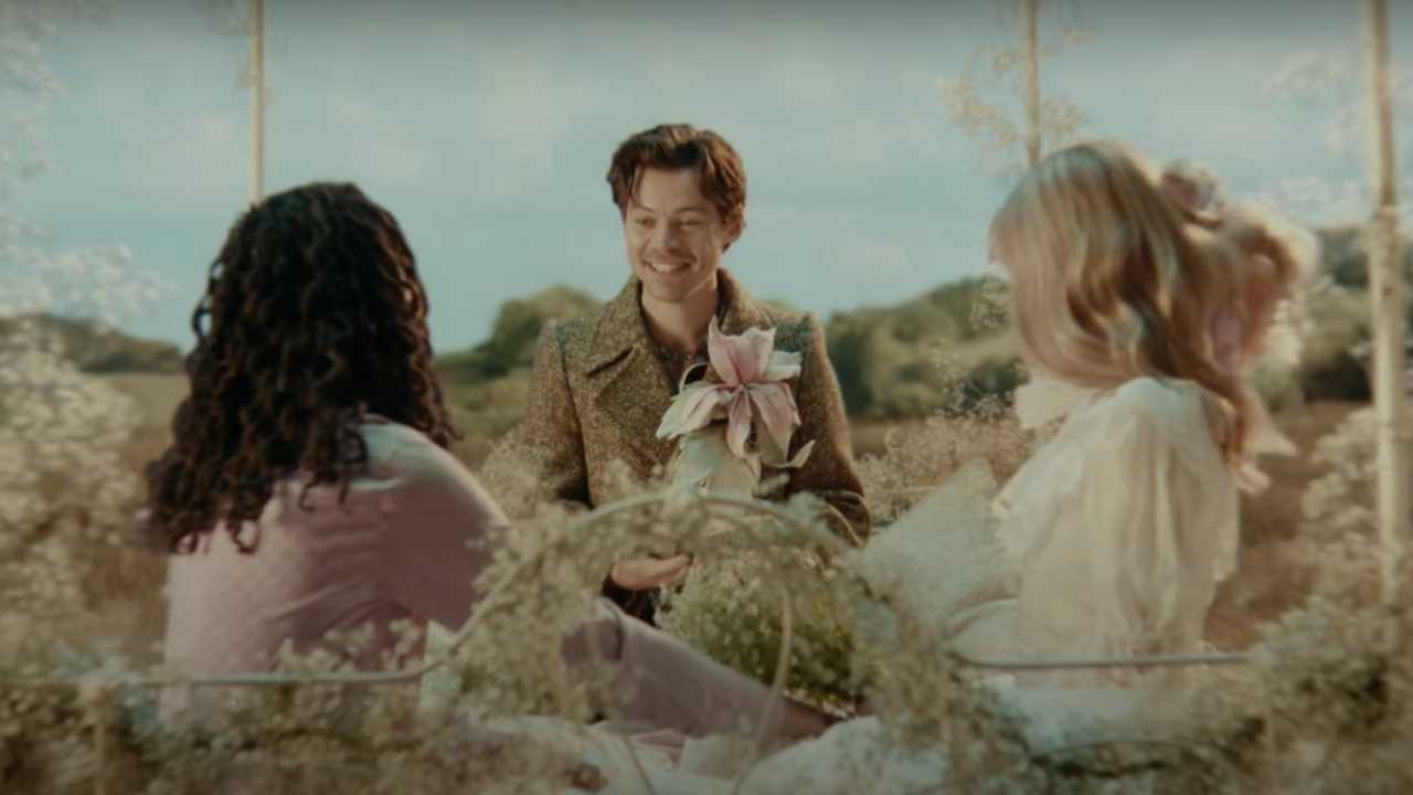 Videoclip: Harry Styles - Late Night Talking
