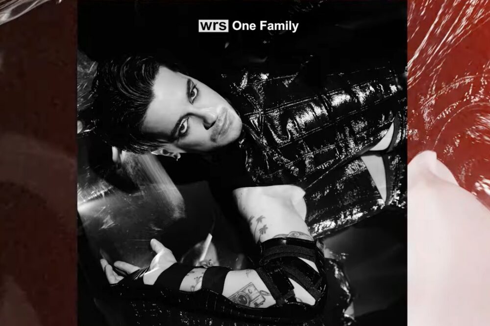 wrs - One Family (Visualizer)