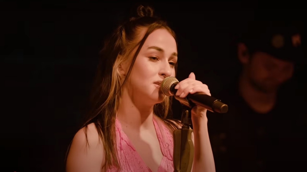 Videoclip: Holy Molly - Noi doi și restul lumii (Live Session Puls)