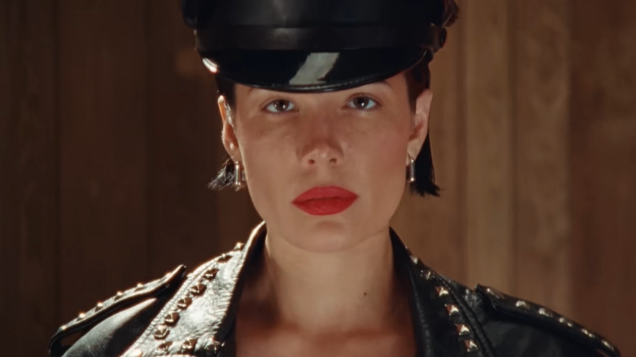 Videoclip: Halsey - safeword