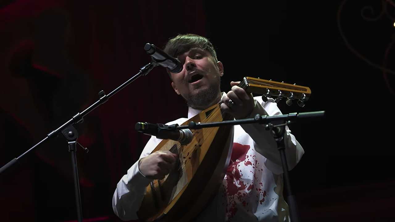 Simion Bogdan-Mihai - De-aș fi pasăre ca cucu' (Live la Sala Palatului)