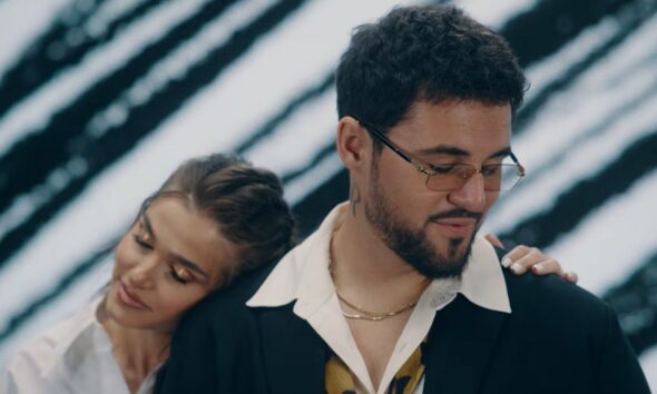 Theo Rose - Rai pe Pământ